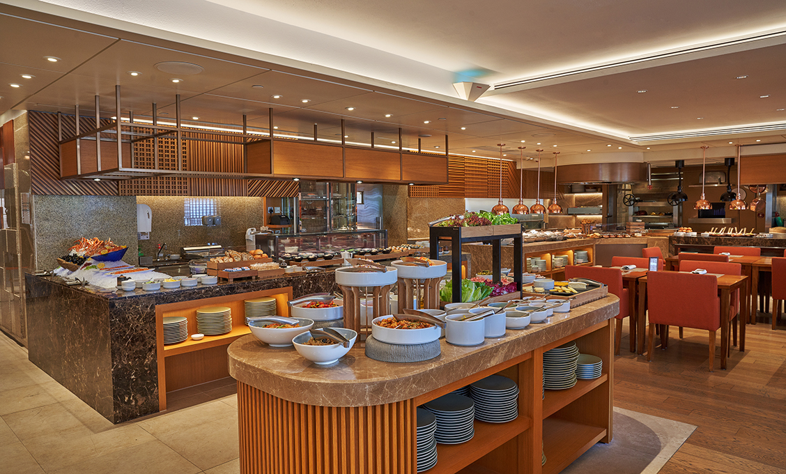 The Deck - The Aberdeen Marina Club